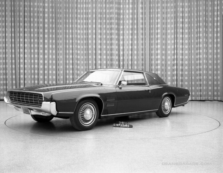 A Design at a Crossroads—1967 Thunderbird – Dean’s Garage