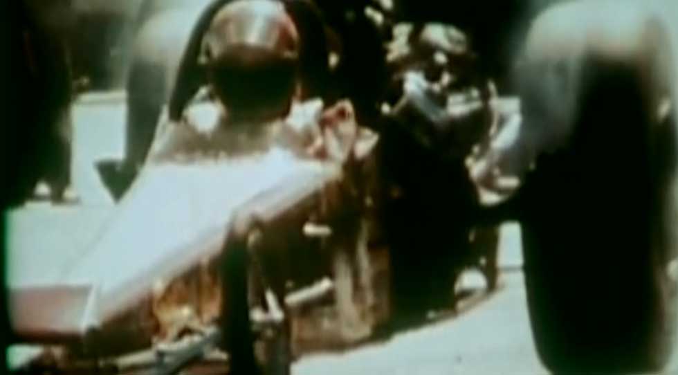 Burn On: 1973 Drag Racing Documentary – Dean’s Garage
