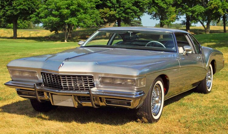 Mitchell’s A-Body Boattail Riviera – Dean’s Garage