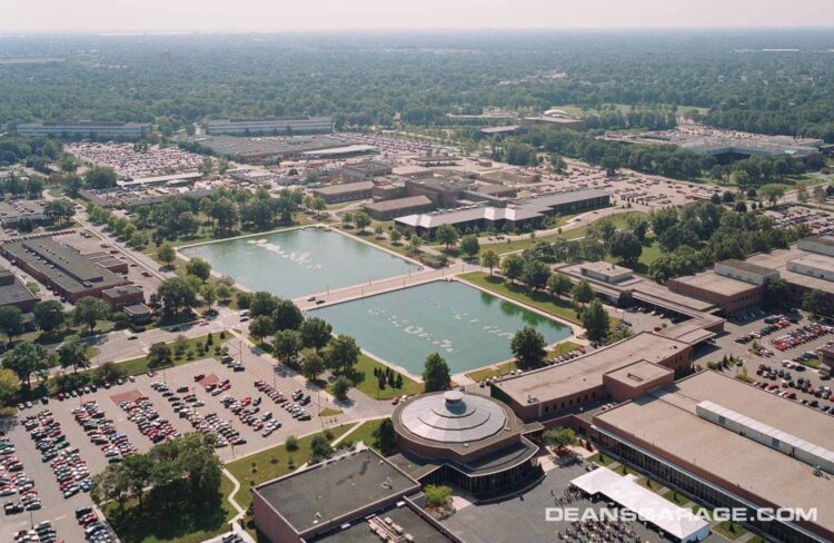 Ford Product Development Center – Dean’s Garage