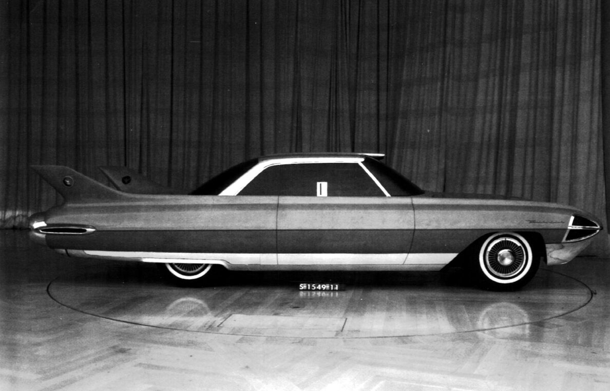 Dean’s Garage – Yesterday’s Look at Tomorrow