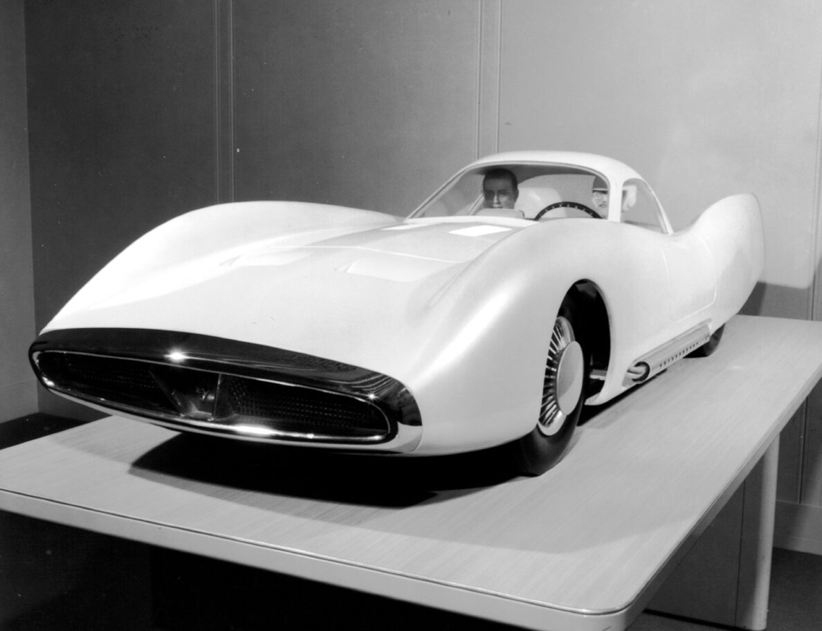 Dean’s Garage – Yesterday’s Look at Tomorrow